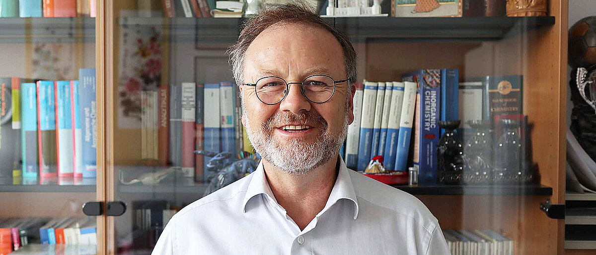 Renommierter Preis für Prof. Holger Braunschweig - Institut für ...