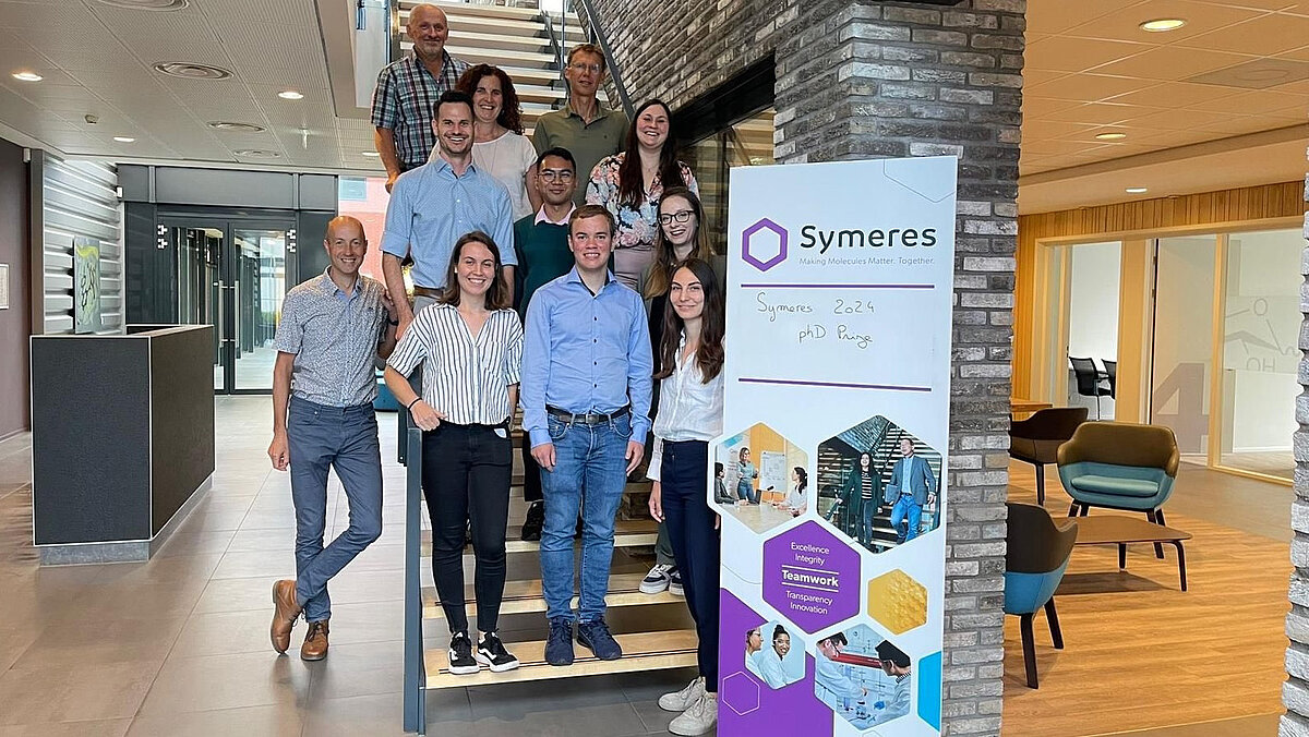 The participants of the Symeres PhD Prize Symposium - THE HÖBARTNER ...